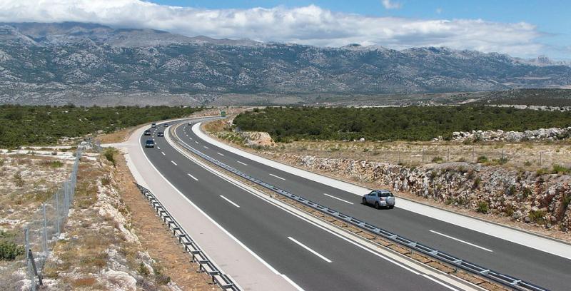 Seasonal toll prices apply from today - HrTurizam